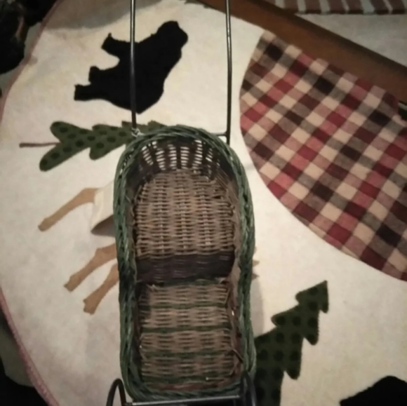 Christmas | Holiday | Christmas Wooden And Wire Weaved Sleigh | Poshmark